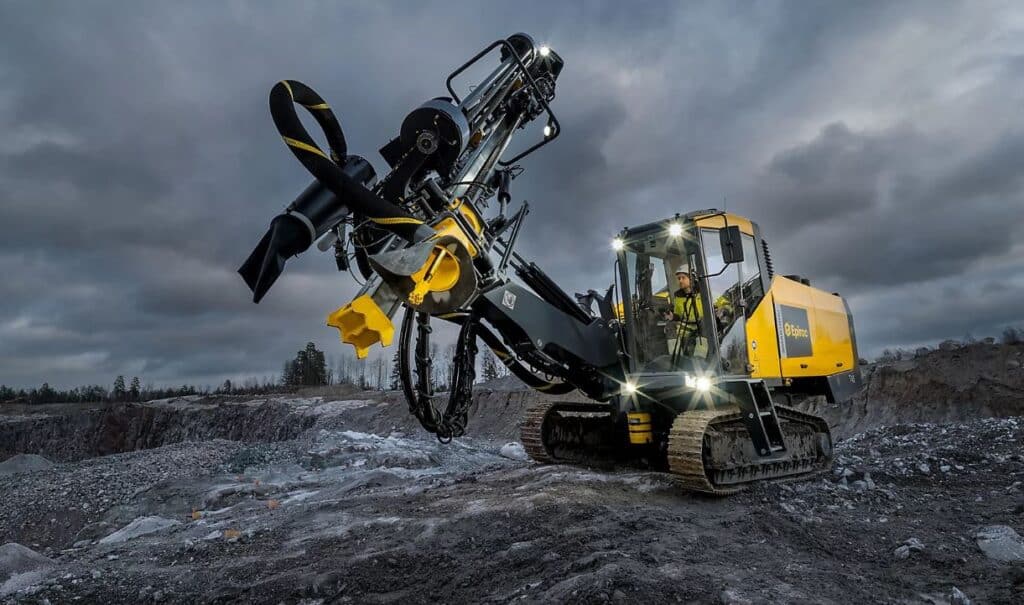 Tophammer drilling tools, a drill tools